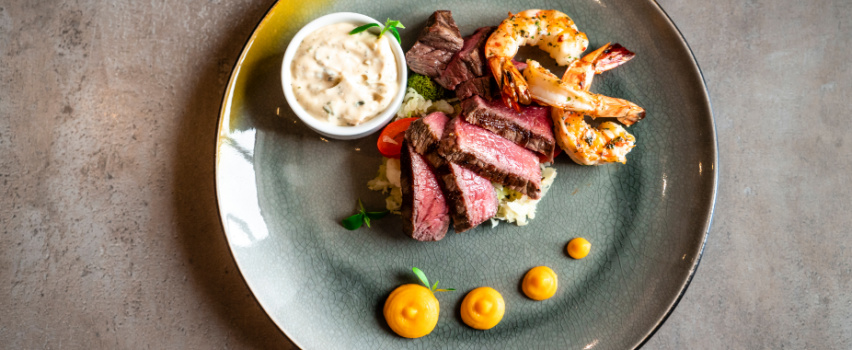 How you can cook the perfect Summer surf ‘n’ turf - Butchers Equipment Blog